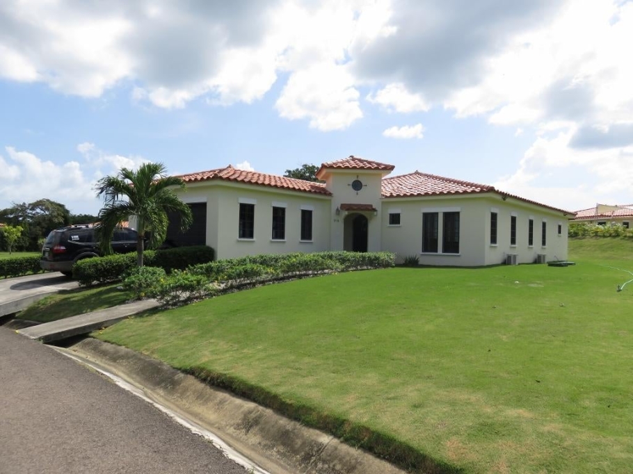 Famille mono parentale À vendre en La Hermita de San Carlos | Panama Realtor